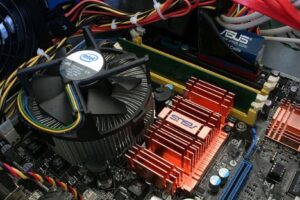 What’s Inside My Computer? - Cyber-Seniors Inc.